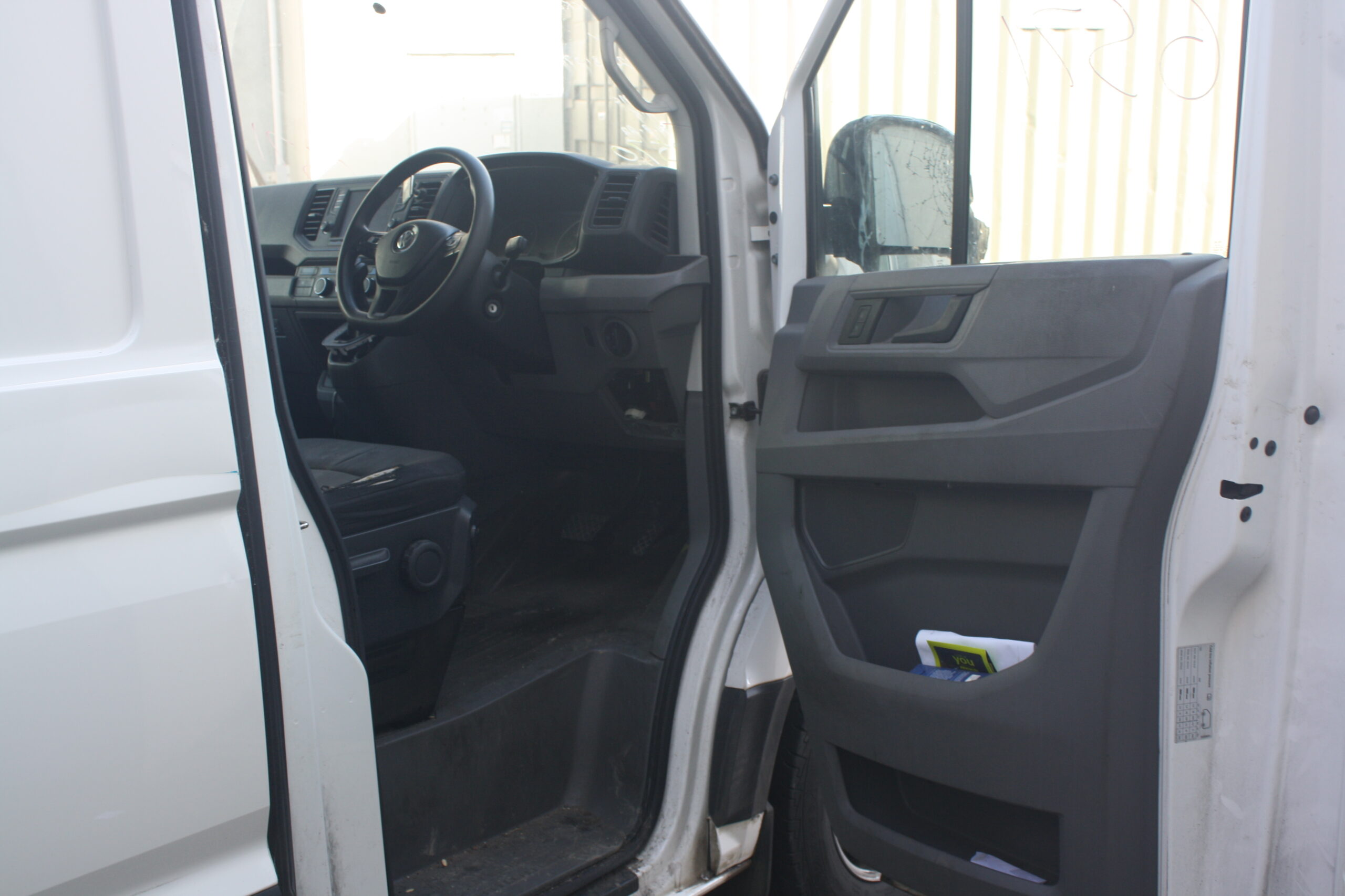 VOLKSWAGEN CRAFTER 2020 - STOCK: 6571 - First Auto Parts