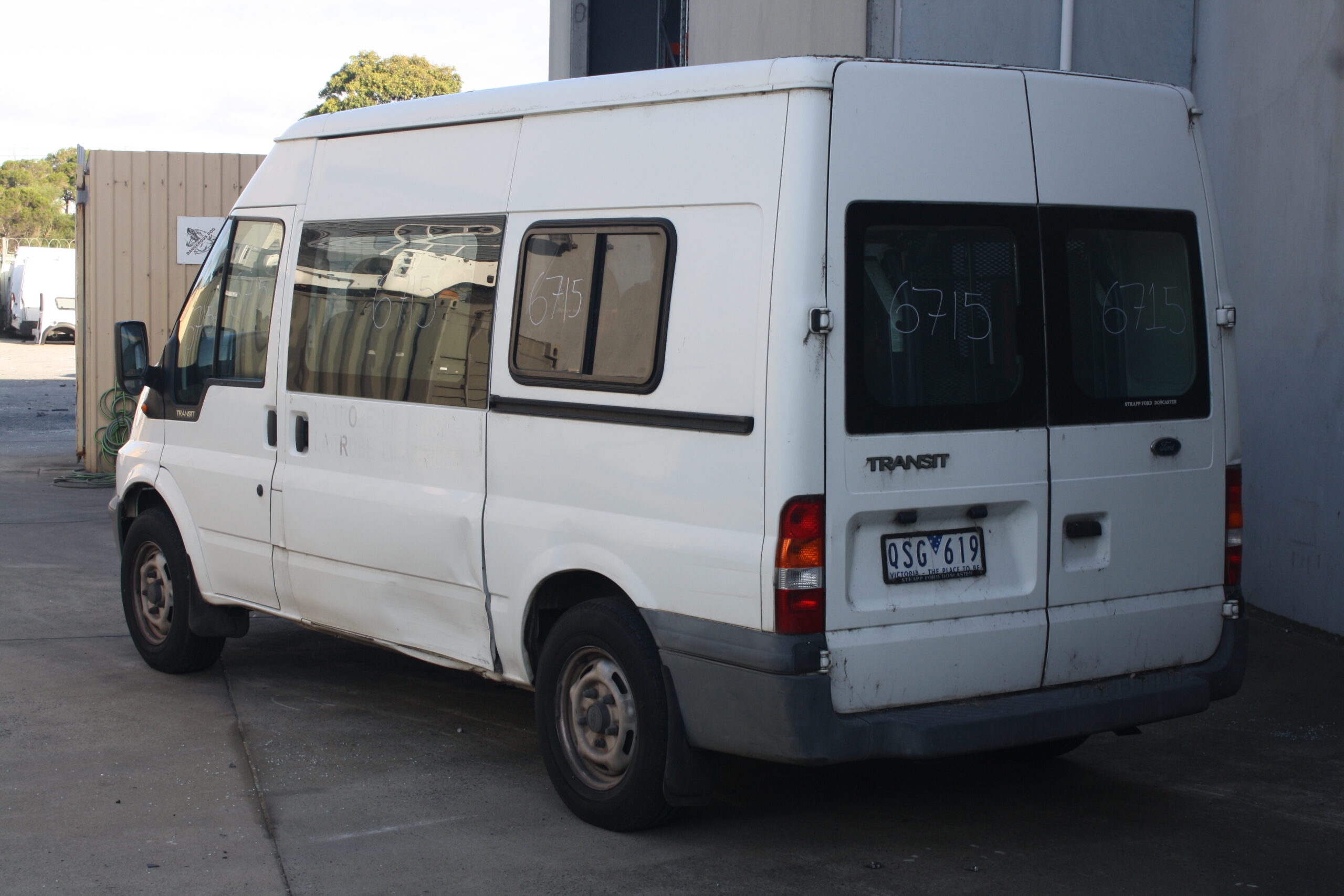 FORD TRANSIT 2001 - STOCK: 6715 - First Auto Parts