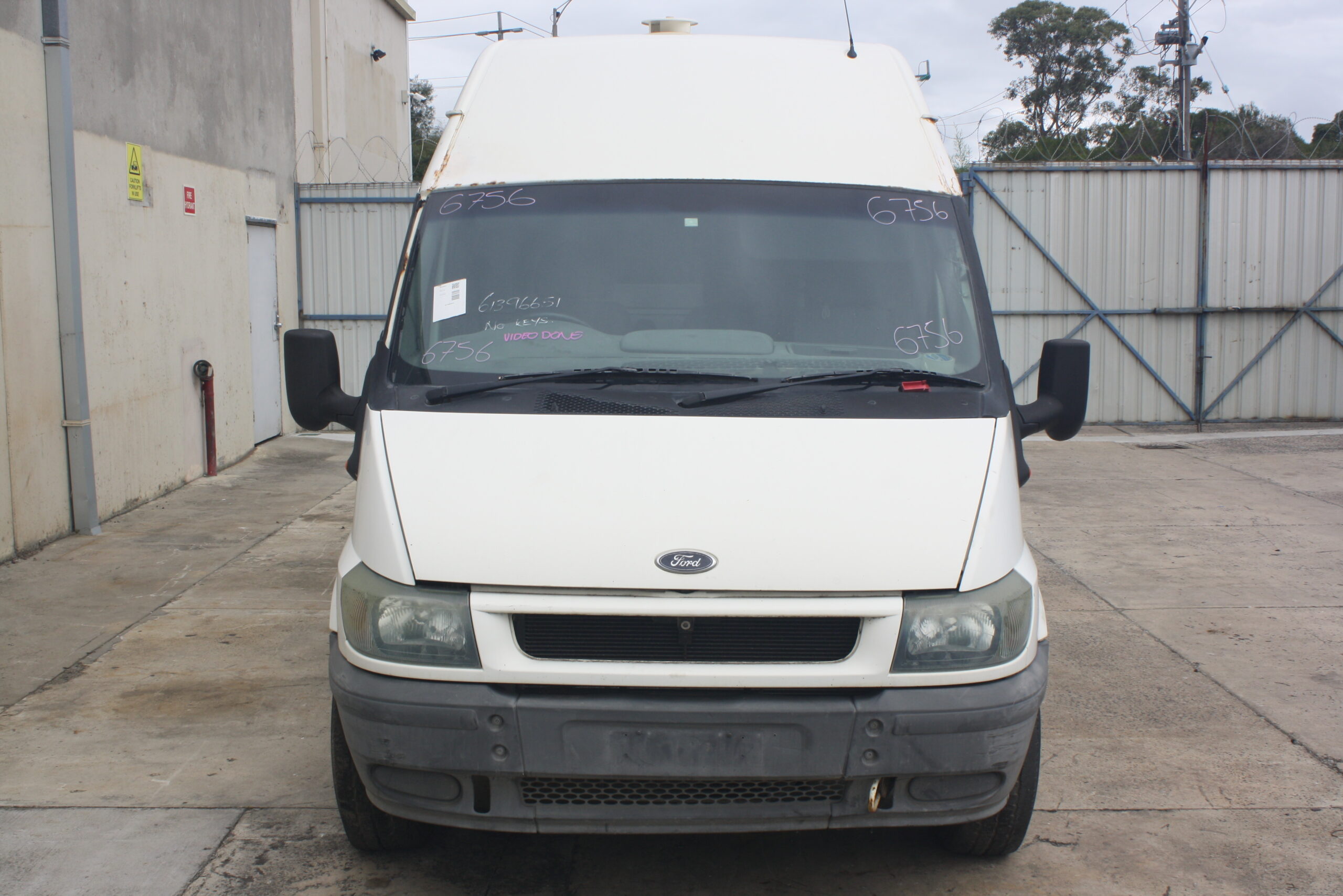 FORD TRANSIT 2001 - STOCK: 6756 - First Auto Parts