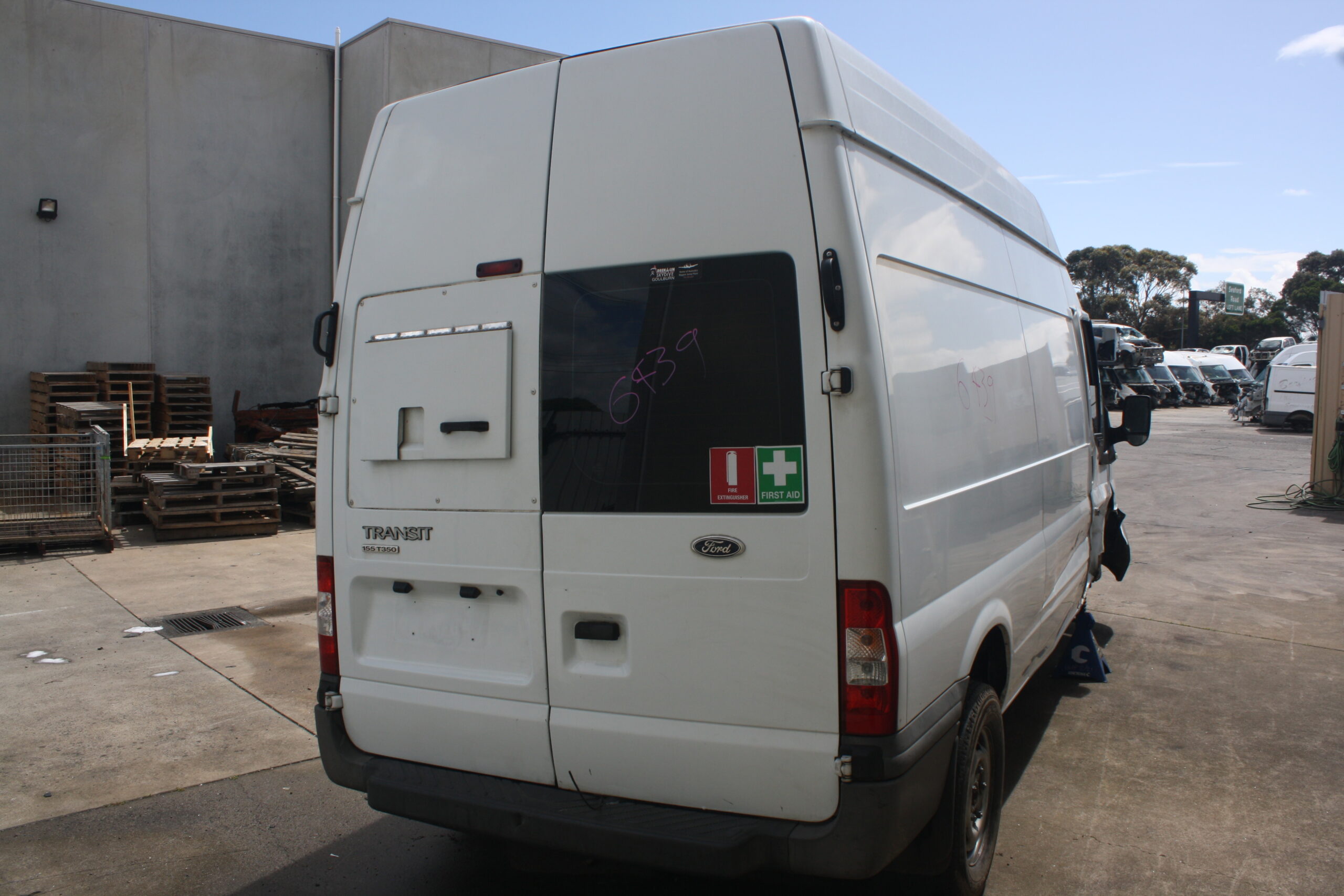 FORD TRANSIT 2013 - STOCK: 6439 - First Auto Parts